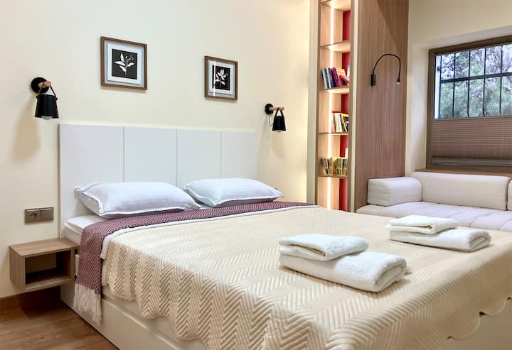 Modern 1br • Heart Of The City • Walk To Landmarks - Uzbekistan