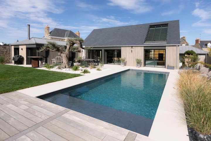 Villa, Plage  à 200 M Dans Impasse. Quartier Calme - Saint-Malo