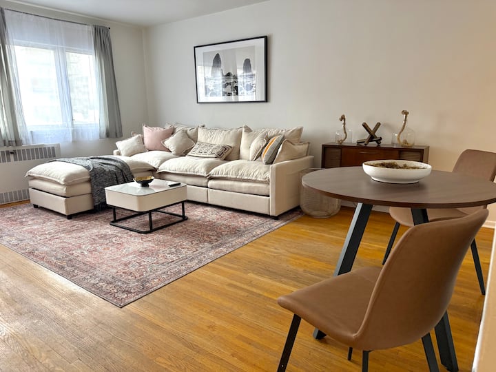 Cozy & Spacious | One Bedroom | Beltline | Kingbed - Calgary