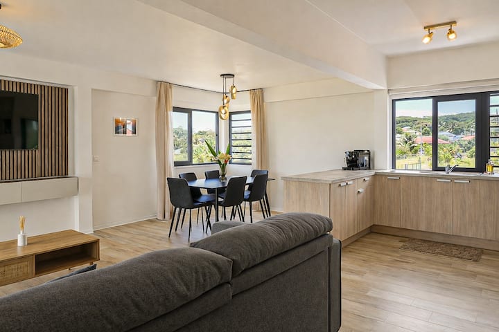 New 2br Apartment With Ac Near Lagoon & Dining - Polynésie française