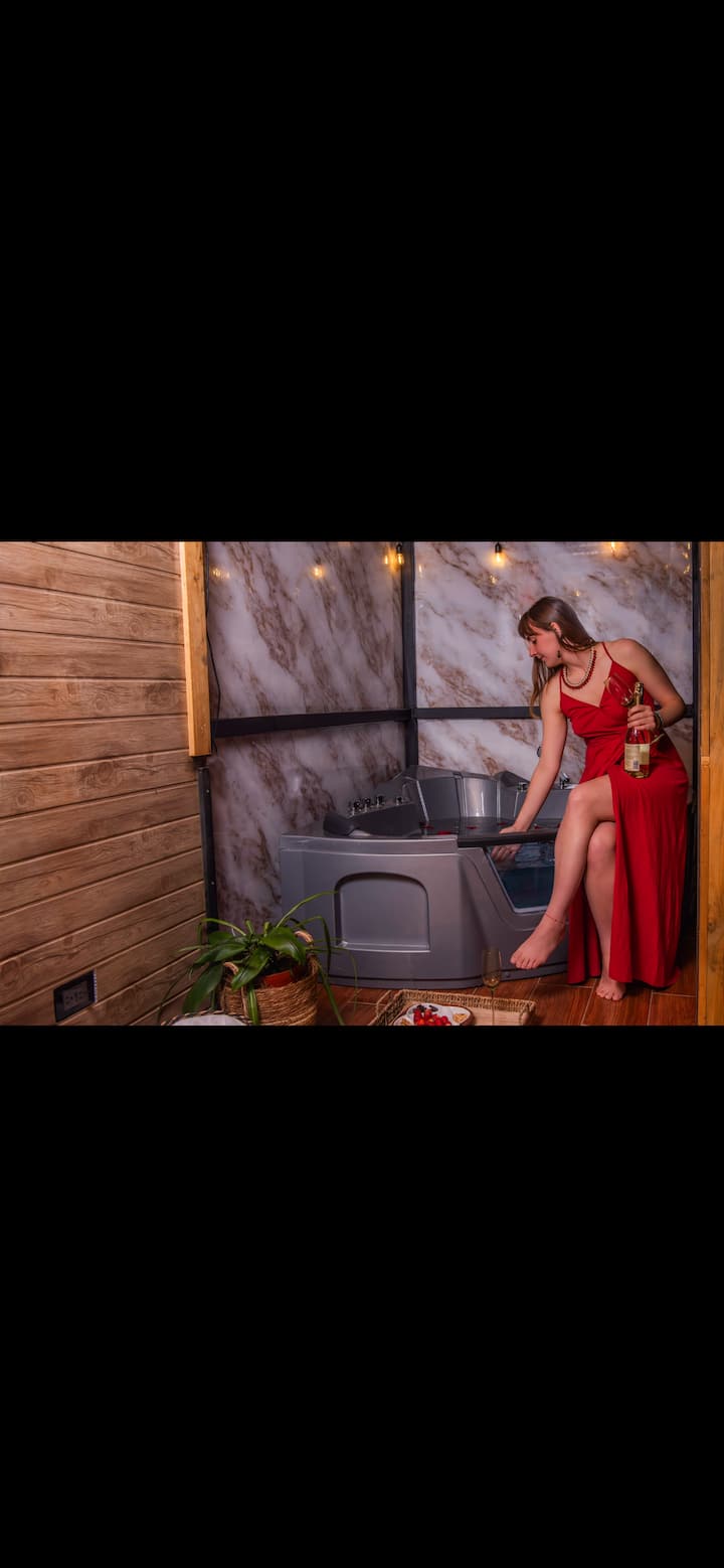 Cabaña Romántica Con Jacuzzi Privado - Bolivar