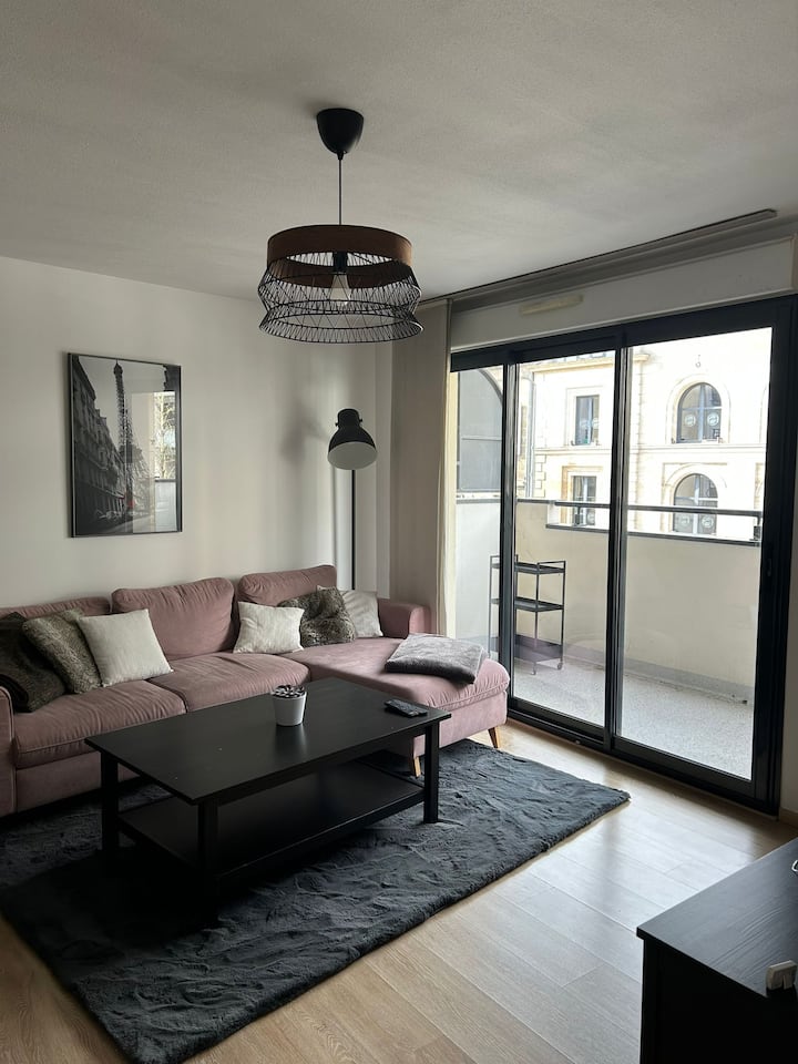 Appartement Talence Centre. Proche Bordeaux. - Talence