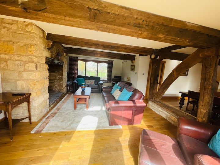 Comfortable Country Barn Conversion Great For Dogs - Evesham