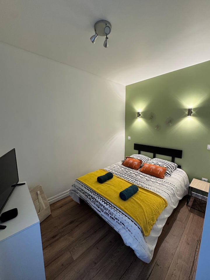 Coccinelle De Saint Jean, Neuf Et Calme - Allier