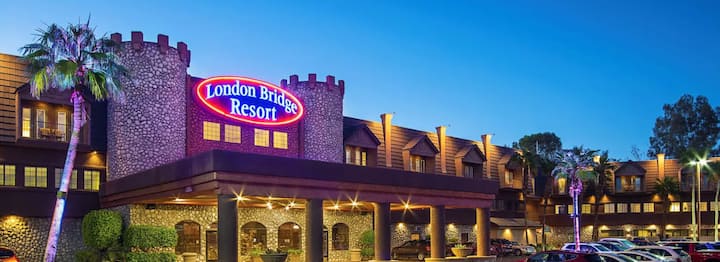 London Bridge Resort - Lake Havasu City, AZ