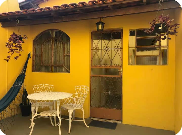 Casinha Amarela - Sem Garagem - Betim