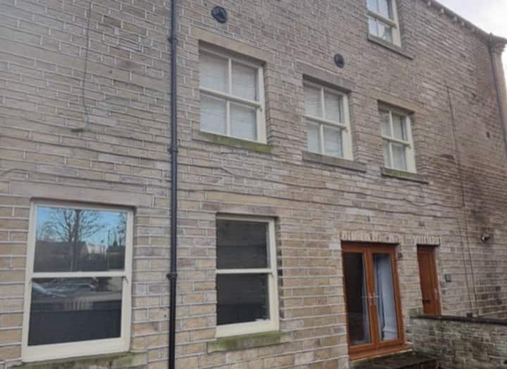 The Coach House - Huddersfield