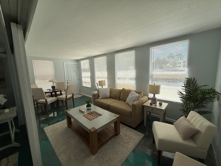 Heart Of Siesta Key Village - Siesta Key, FL