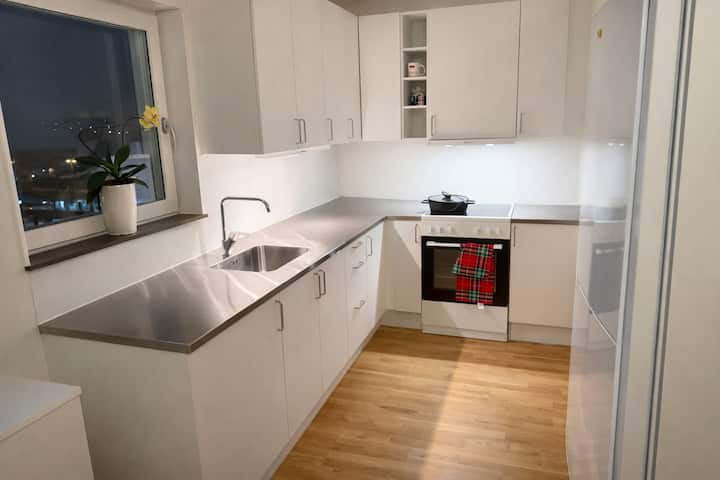 Modern Apartment Near Stockholm Center + Free Park - Botkyrka