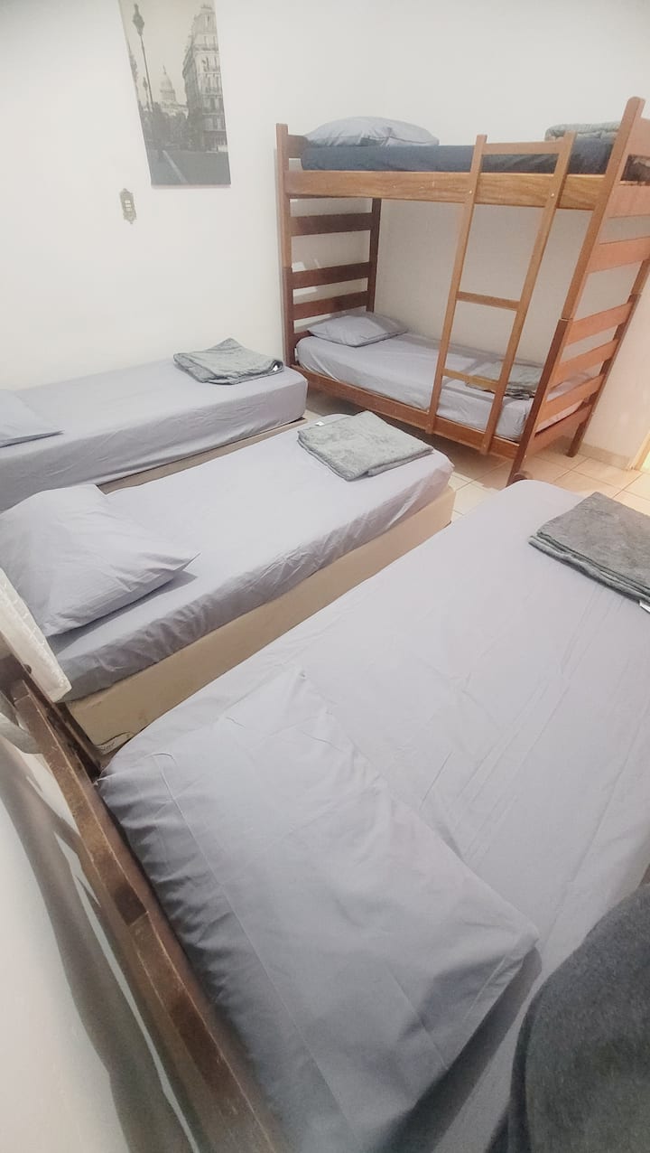 Casa Divisa Paulínia E Sumaré 2 Vagas - Americana