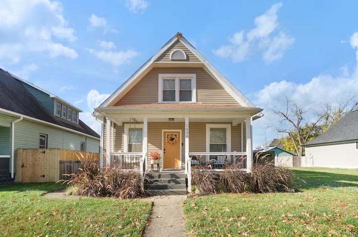 Relist! Sleeps 6 New Remodel By Convention Center - Indianapolis, IN