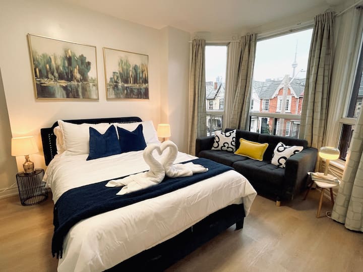 Kensington Suites | Modern 3b3b | Kitchen &Laundry - 