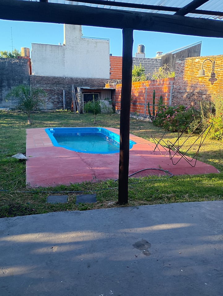 Casa Hogareña Con Pileta - Gualeguaychú