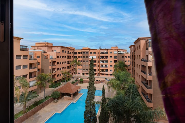 Super Appartement Moderne -Majlis Berbère -Piscine - Marrakech