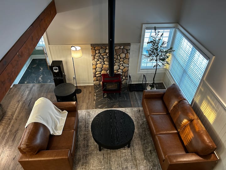 Charming, Modern-rustic Cabin At Fowler Lake, Sk - Saskatchewan