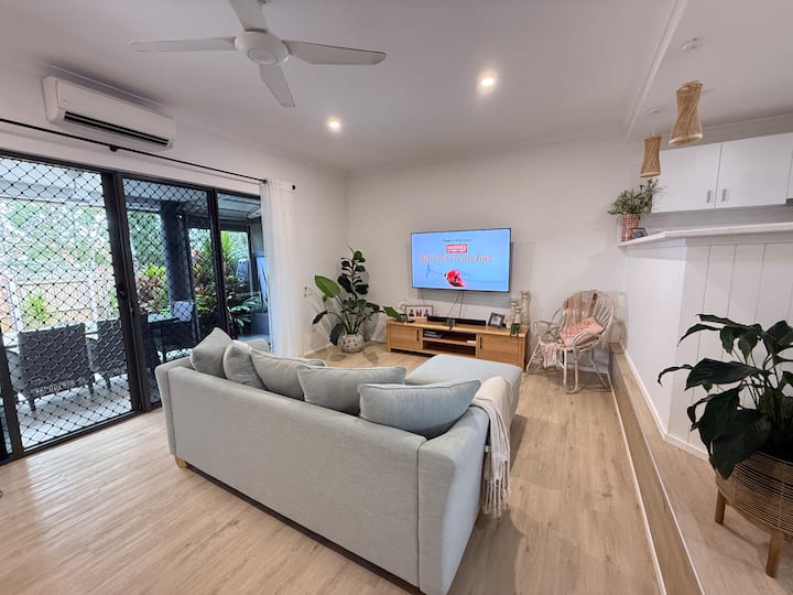 The Scarness Luxe - Hervey Bay