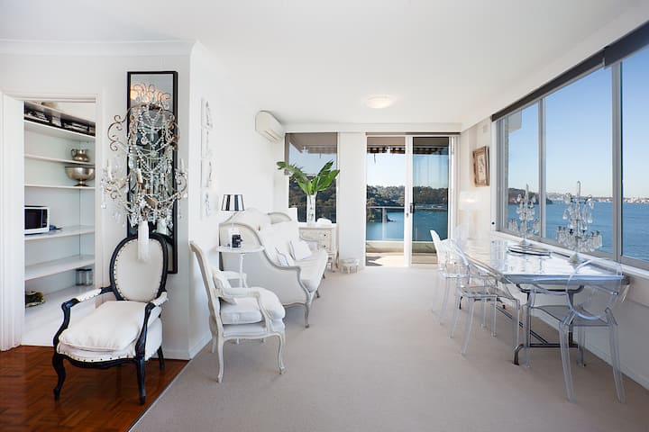 Beautiful Waterfront Apartment In Mosman Sydney - Sydney