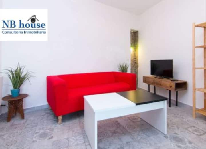 Un Hogar Frente A La Alhambra - Granada, España