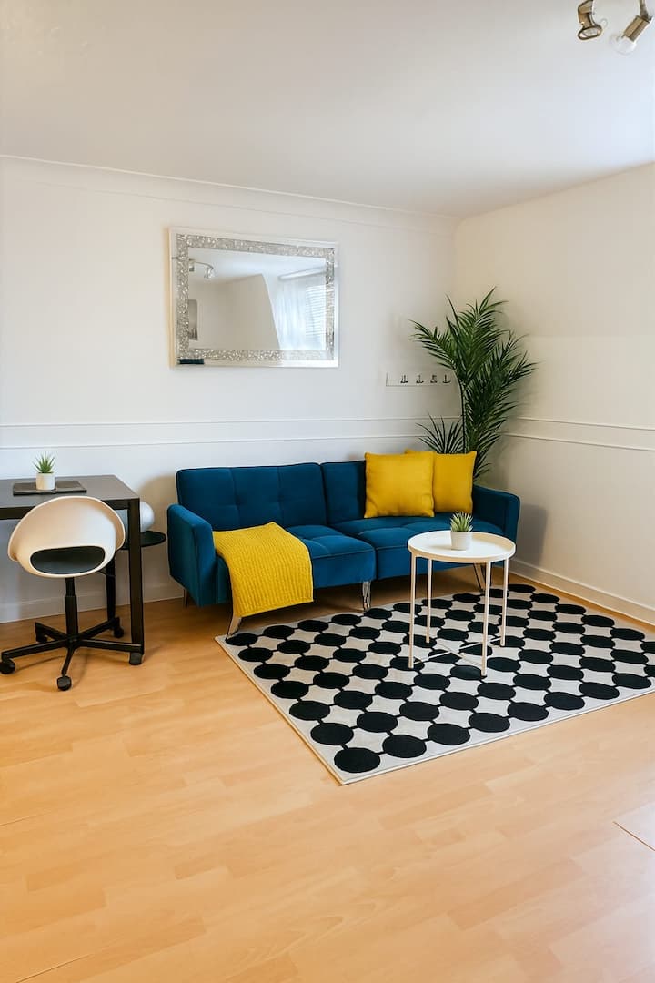 Modern 1 Bed Royal Docks Flat Near Excel & O2 - Greenwich