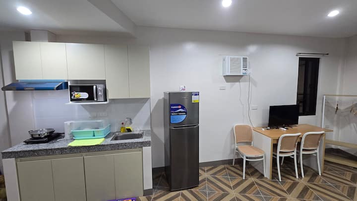 Galaxy Studio Apartments Room E - Dagupán