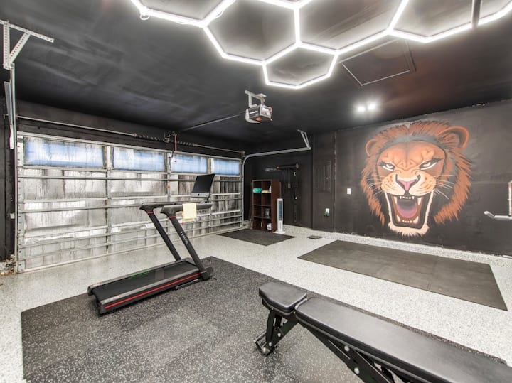 Lions Den- W/ Private Gym Near Wingate University - Monroe, NC