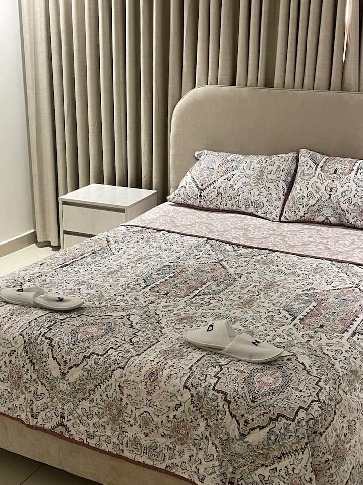 Elegant 2br Apartment | Prime Location Comfort - Mekka