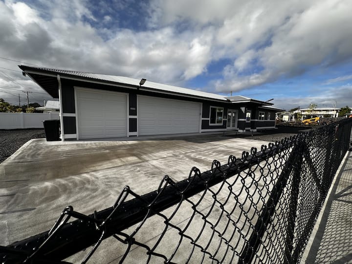 Hilo Home Hosted - Hilo, HI