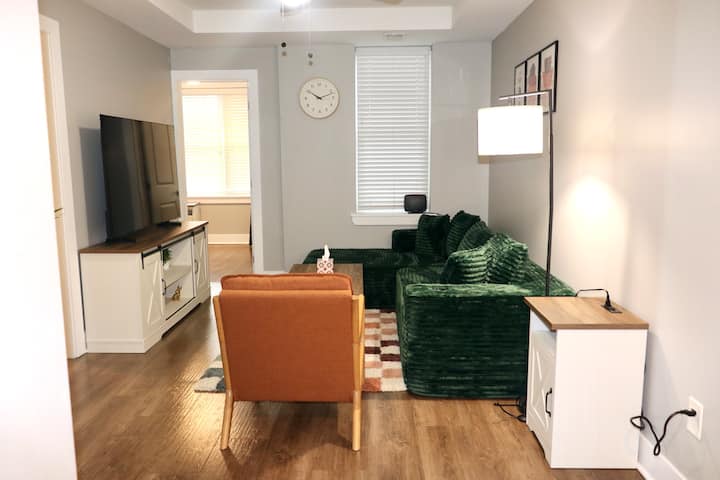 Charming And Comfy Getaway Minutes From Downtown - Hamtramck, MI