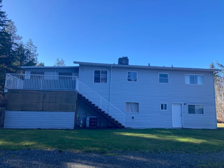 Hummingbird Retreat - Parksville