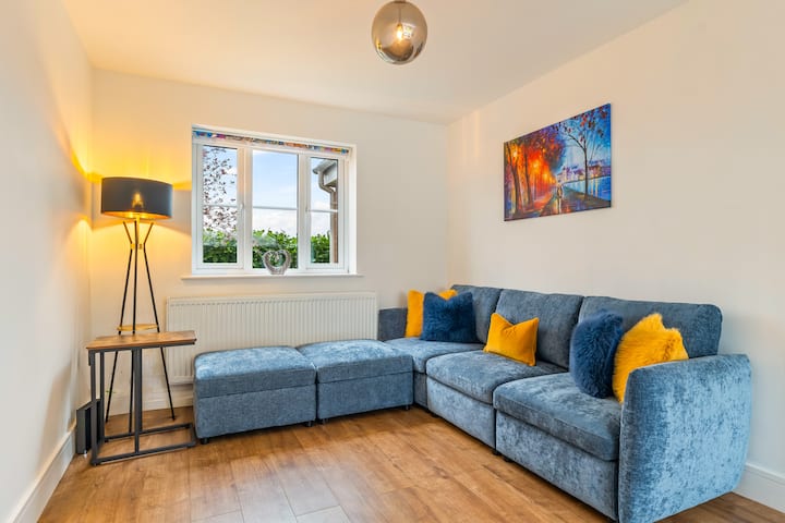 Contractors - Big Discounts - Free Wi Fi - Parking - Bristol