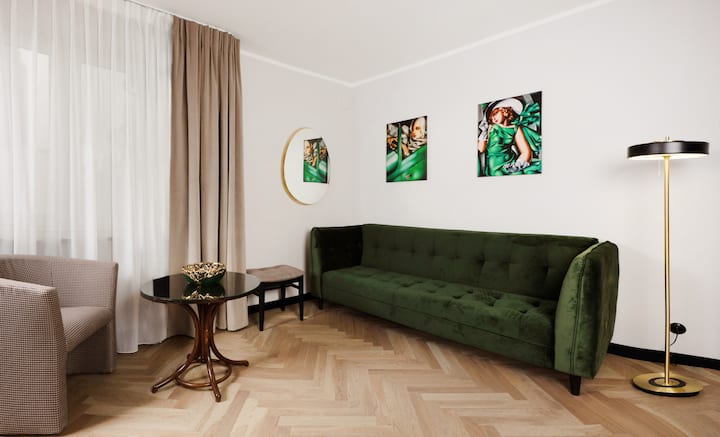 Dethloff Art Residence Apartament T. ŁEmpickiej - Varsovie