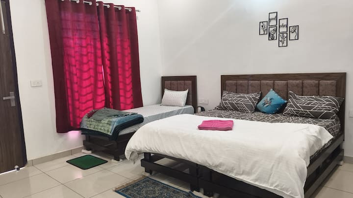5 Bedroom Floor - Agra