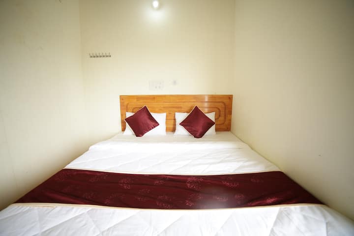 Naksha Tree Hotels - Yelagiri:classic With Balcony - Yelagiri