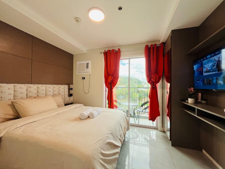 1br W/ Balcony+infinity Pool|near Temple Of Leah - Cebu