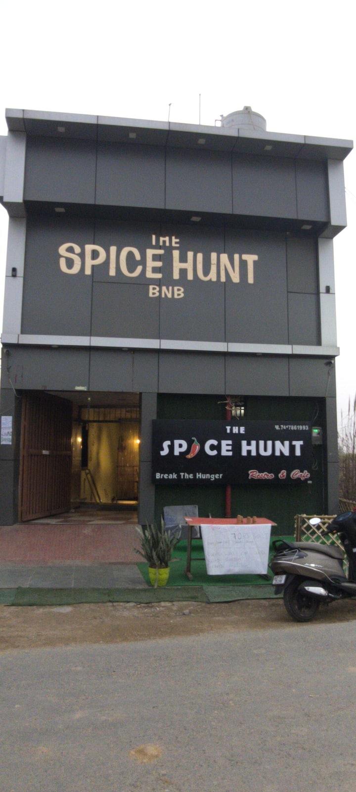The Spice Hunt Bnb 
Have Peaceful & Safety Stay - Meerut