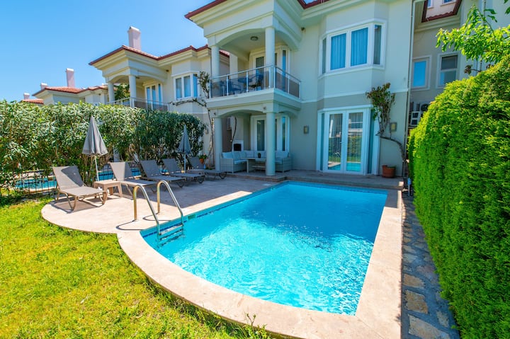 ÖZel Havuzlu 5+1 Villa Sunset Beach Club - Fethiye
