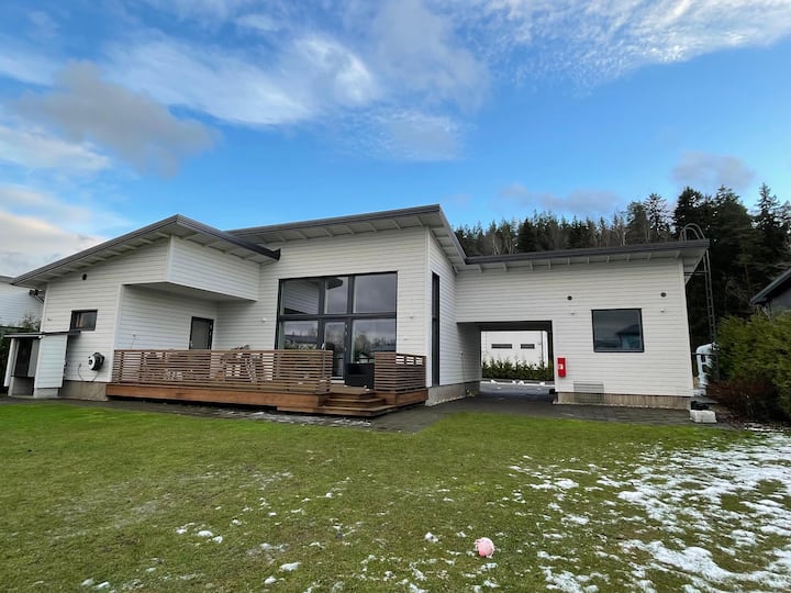 Omakotitalo 101m2+24m2 Lämmin Autotalli - Turku