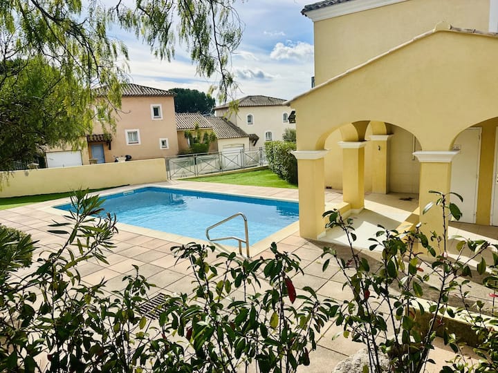 Appartement 4 Pers. Piscine Et 2 Terrasses - Saint-Tropez