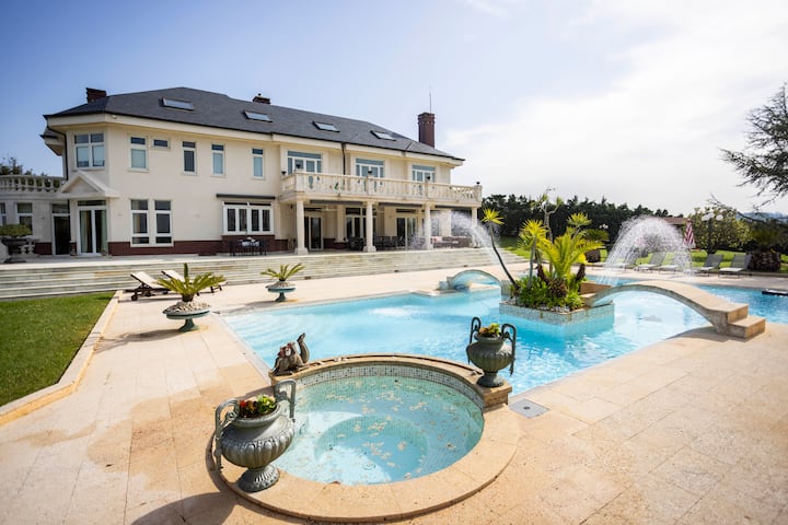Villa Sol Y Jardin Santander. - Santa Cruz de Bezana