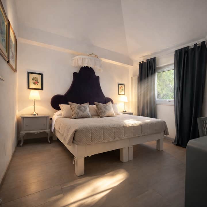Ortensia Classic – Cozy Tuscan Room Near Siena - Siena