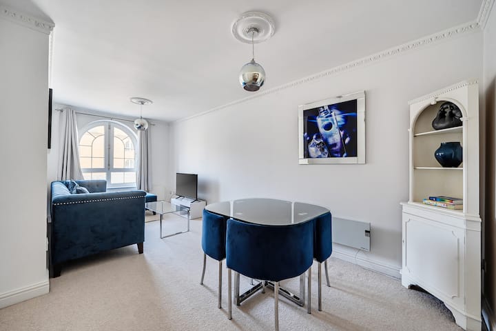 Modern, Stylish 2 Bed Apartment With Free Parking - 브라이턴 마리나