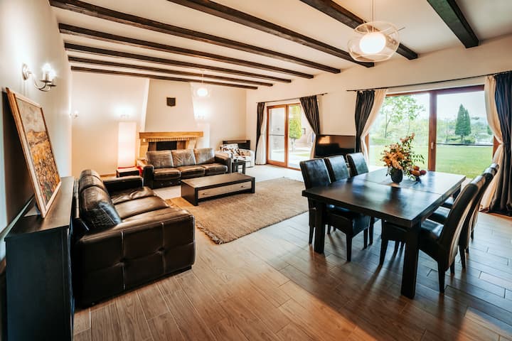 Lac Sub Soare- Casa Peluza - Comuna Ceptura