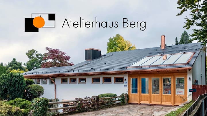 Artistic Hideaway For Space, Light And Creativity - Berg