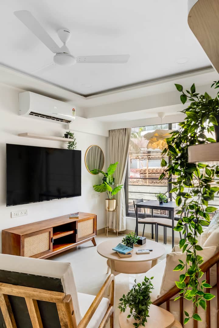 Selene 2bhk Bandra W - Mumbai