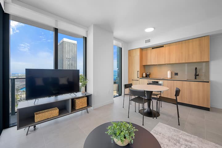 Stunning 2br At Miami Worldcenter | Rooftop Pool - Miami, FL