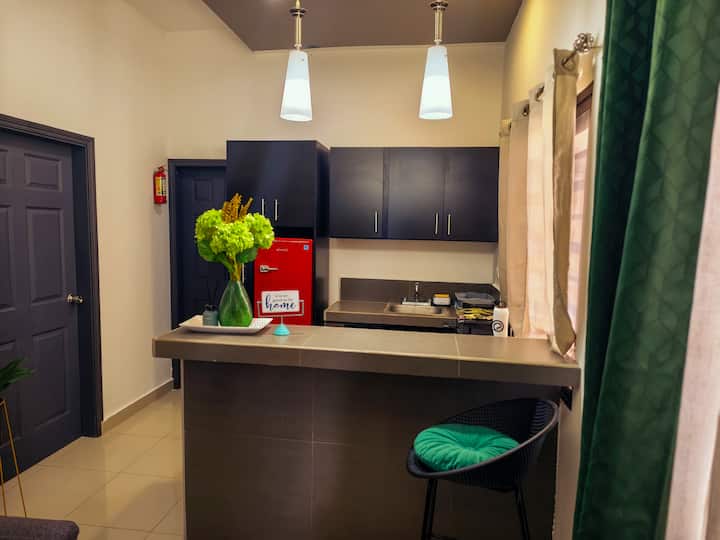 4 Huéspedes/cocina/ac/self Check-in/zona Uniplaza - Santa Rosa de Copán