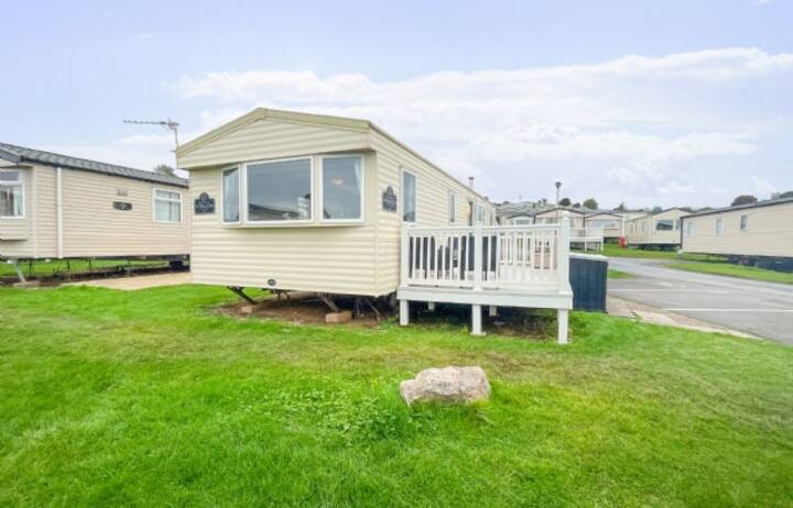 3 Bedroom With Decking, Beech Walk Close To Beach - Exmouth