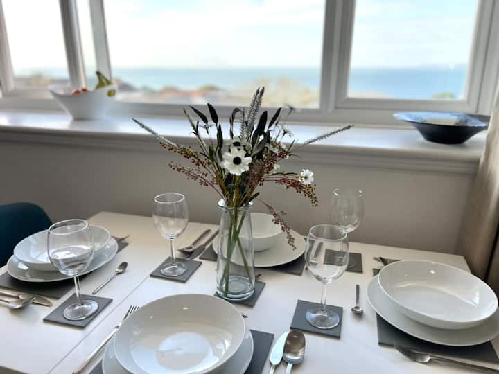 Sand View Apartment * Parking * Gym * Pool Table - Boscombe