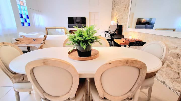 Bel Appartement Centre-ville Au Calme - Nîmes