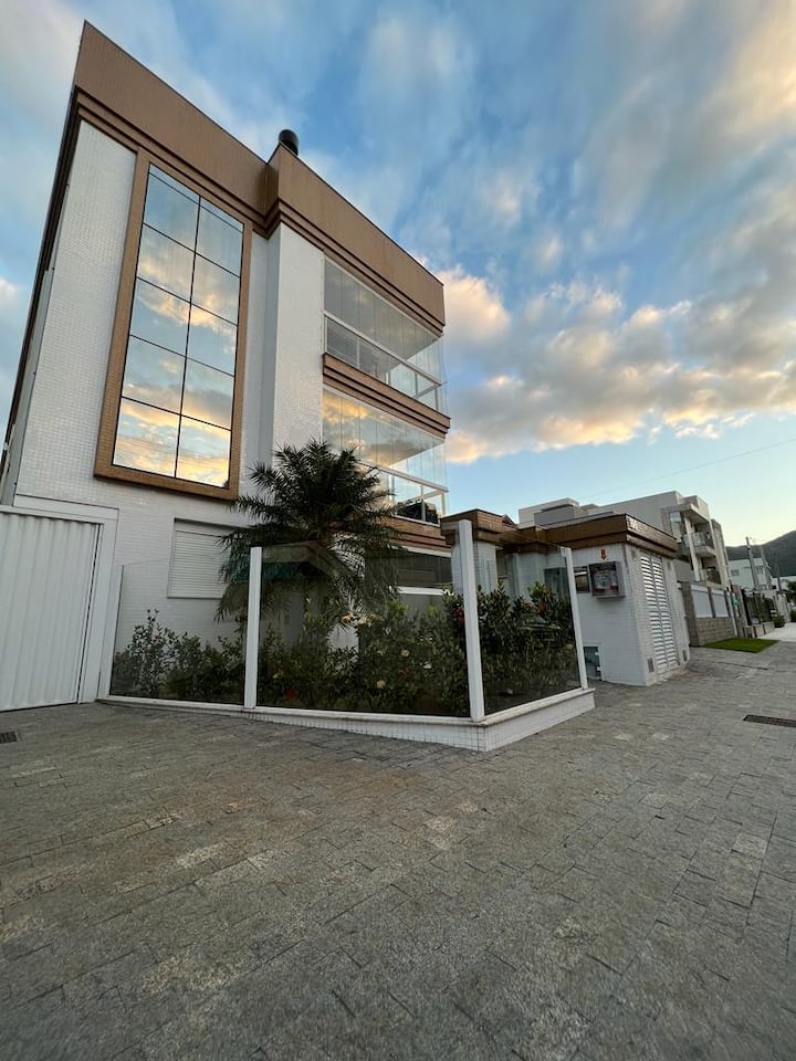 Apartamento 102 Praia De Palmas - Governador Celso Ramos